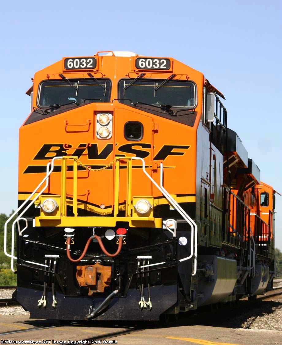 BNSF 6032